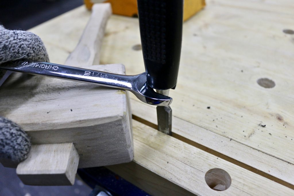 How to Remove Composite Chisel Handles - Etto Woodworking